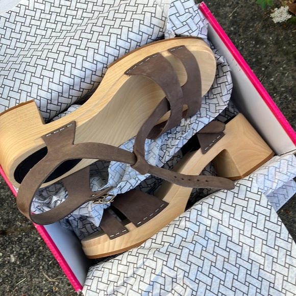 Swedish Hasbeens | Shoes | Swedish Hasbeens Birgit Choco Brown Nubuck ...